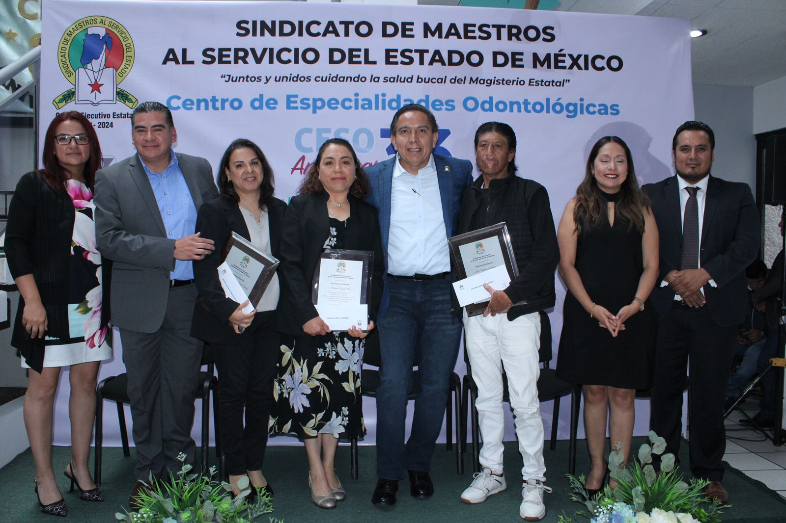 Celebra SMSEM 33 Aniversario del CEsO | Vector Visual